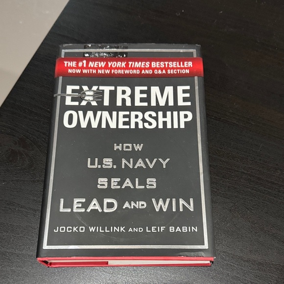 management Book | Office | Extreme Ownership By Jocko Willink And Leif ...